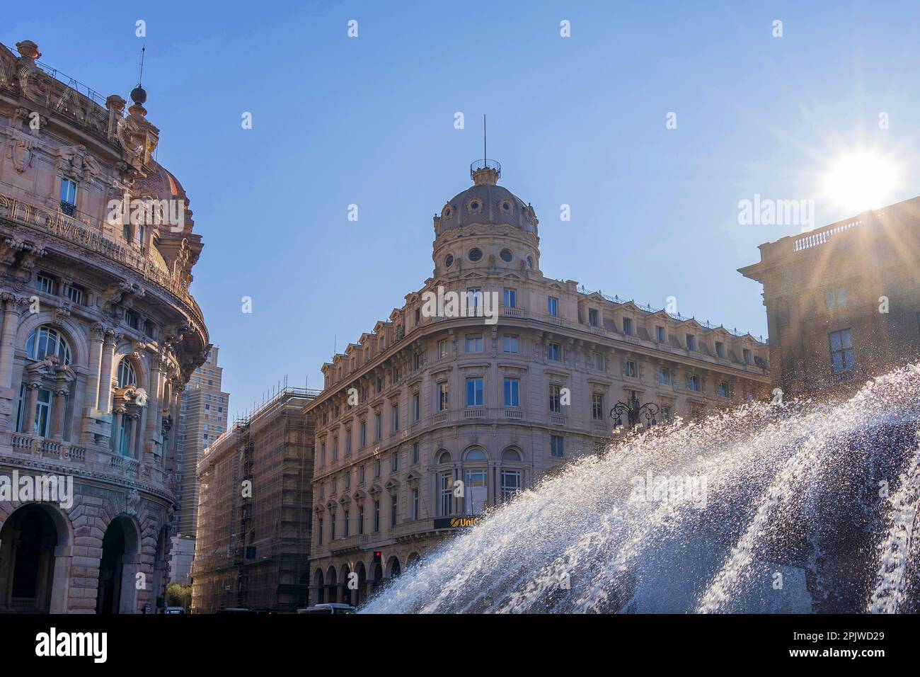Glimpse of Old Genova, Piazza Raffaele de Ferrari square, Ligury, Italy ...