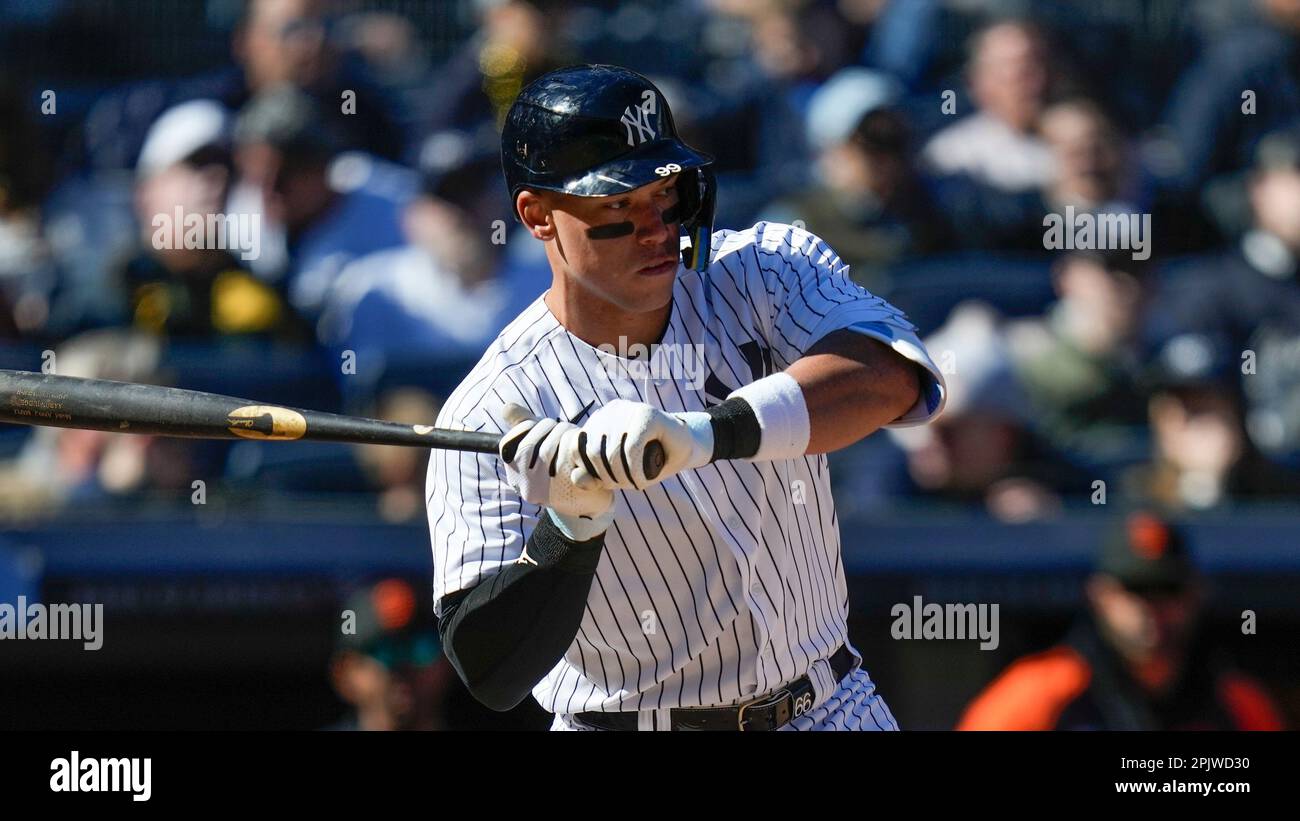 New York Yankees' Aaron Judge bats during the seventh inning of the ...