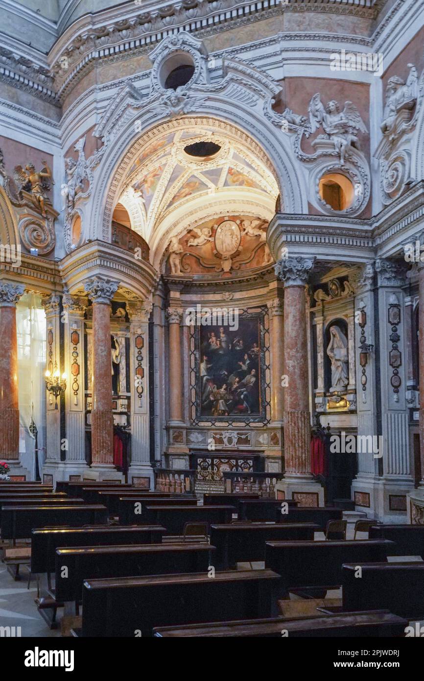 Royal church san lorenzo interior hi-res stock photography and images ...