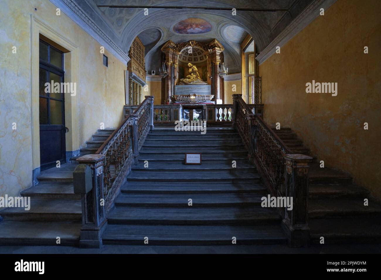 Royal Church of San Lorenzo, Interior, Holy Ladder, Torino, Piemonte ...
