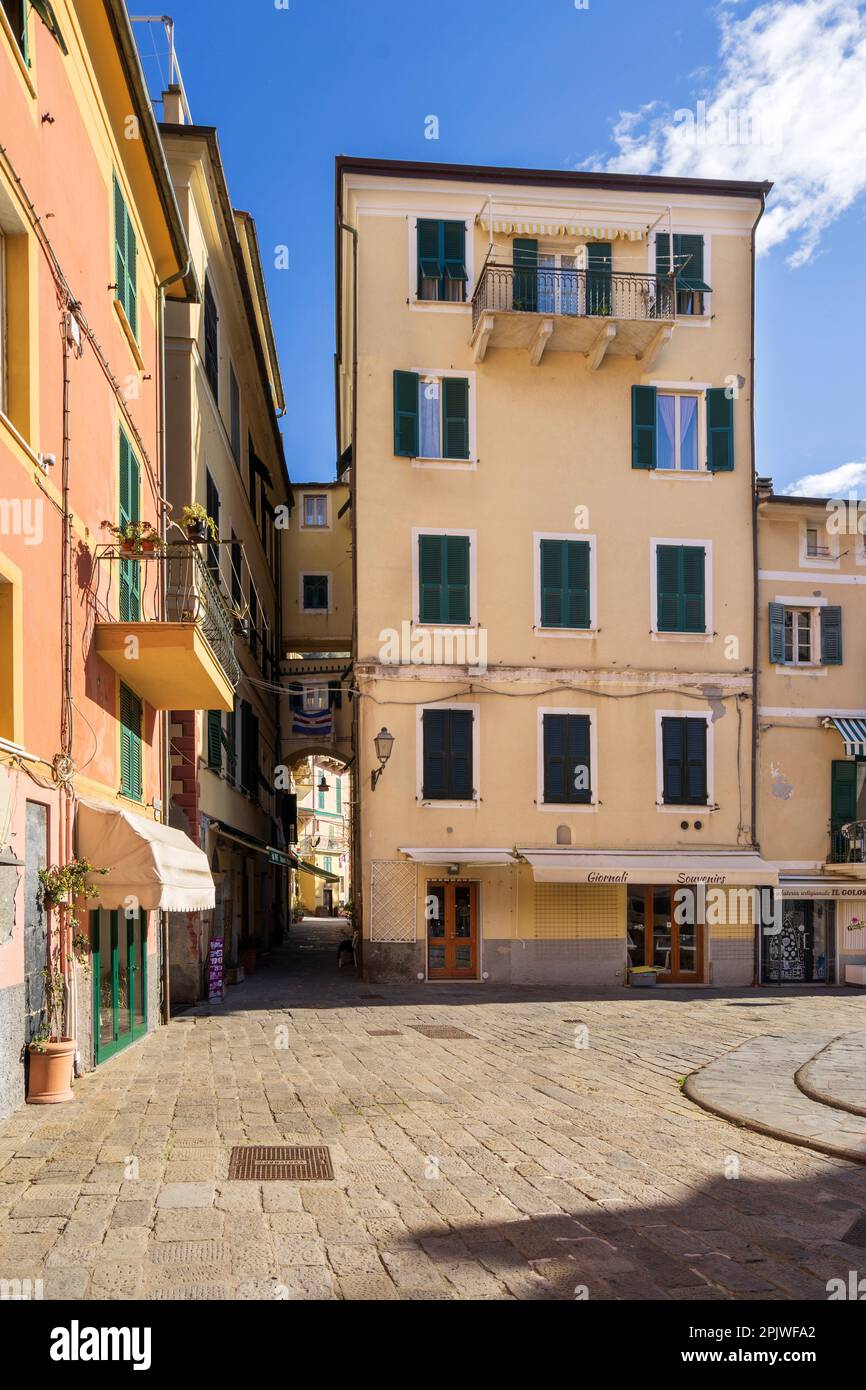 Monterosso al Mare, Glimpse, Cinque Terre, Ligury, Italy, Europe Stock ...