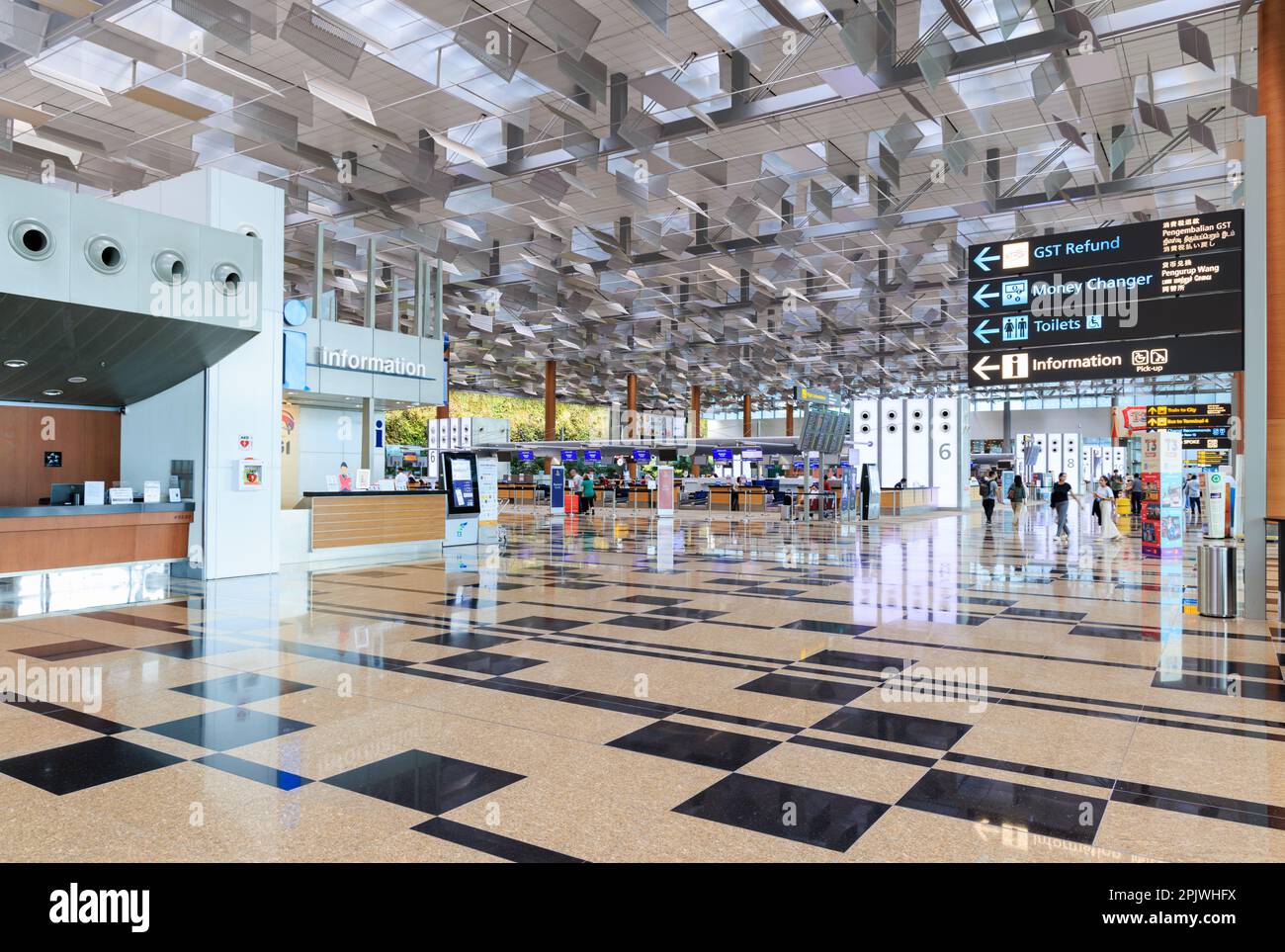 Inside Changi Airport Terminal 3, Singapore Stock Photo - Alamy