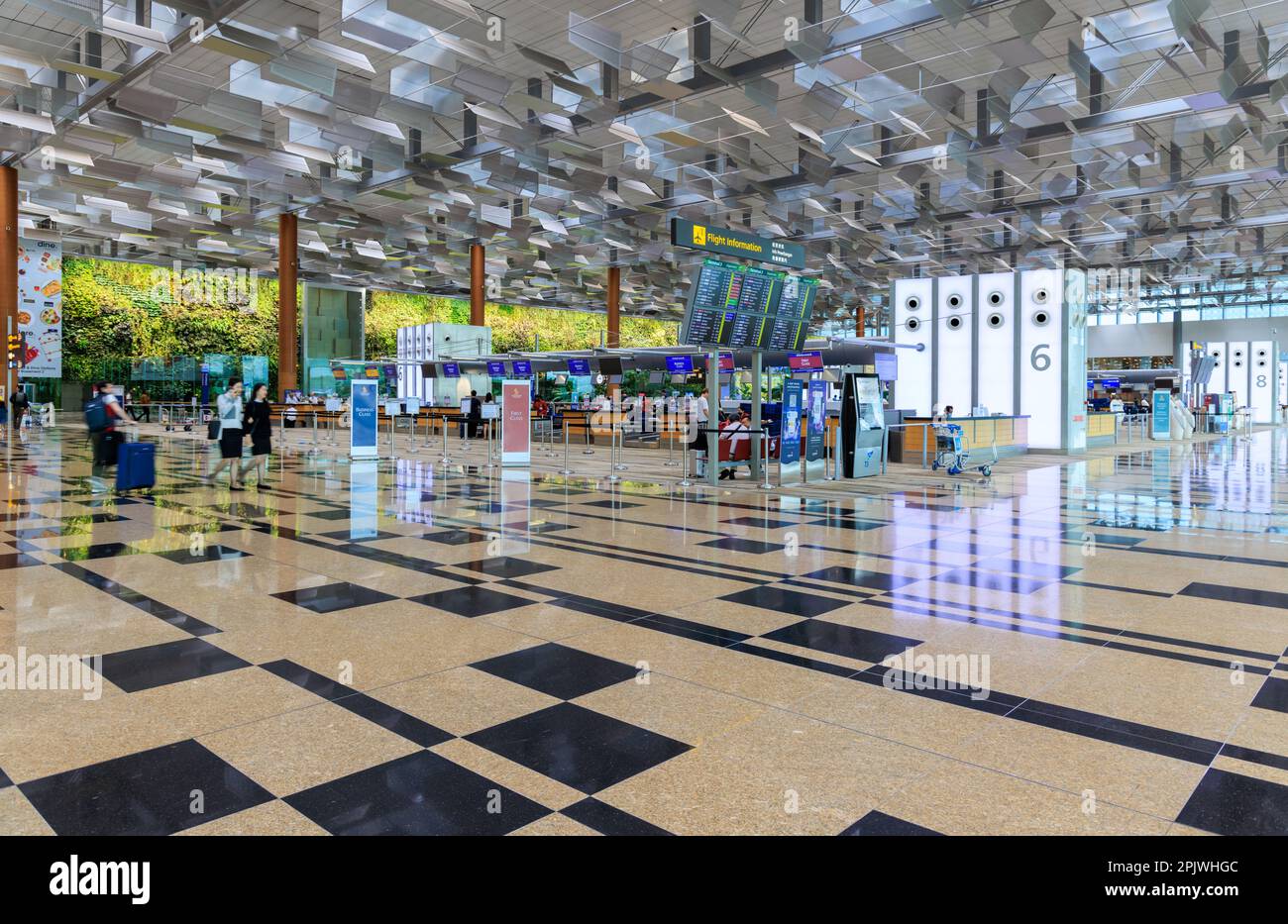 Inside Changi Airport Terminal 3, Singapore Stock Photo - Alamy