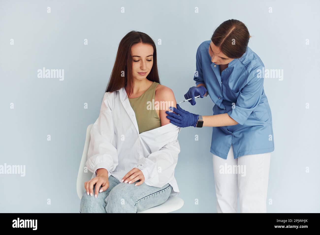 Simple effective procedure doctor hi-res stock photography and images ...