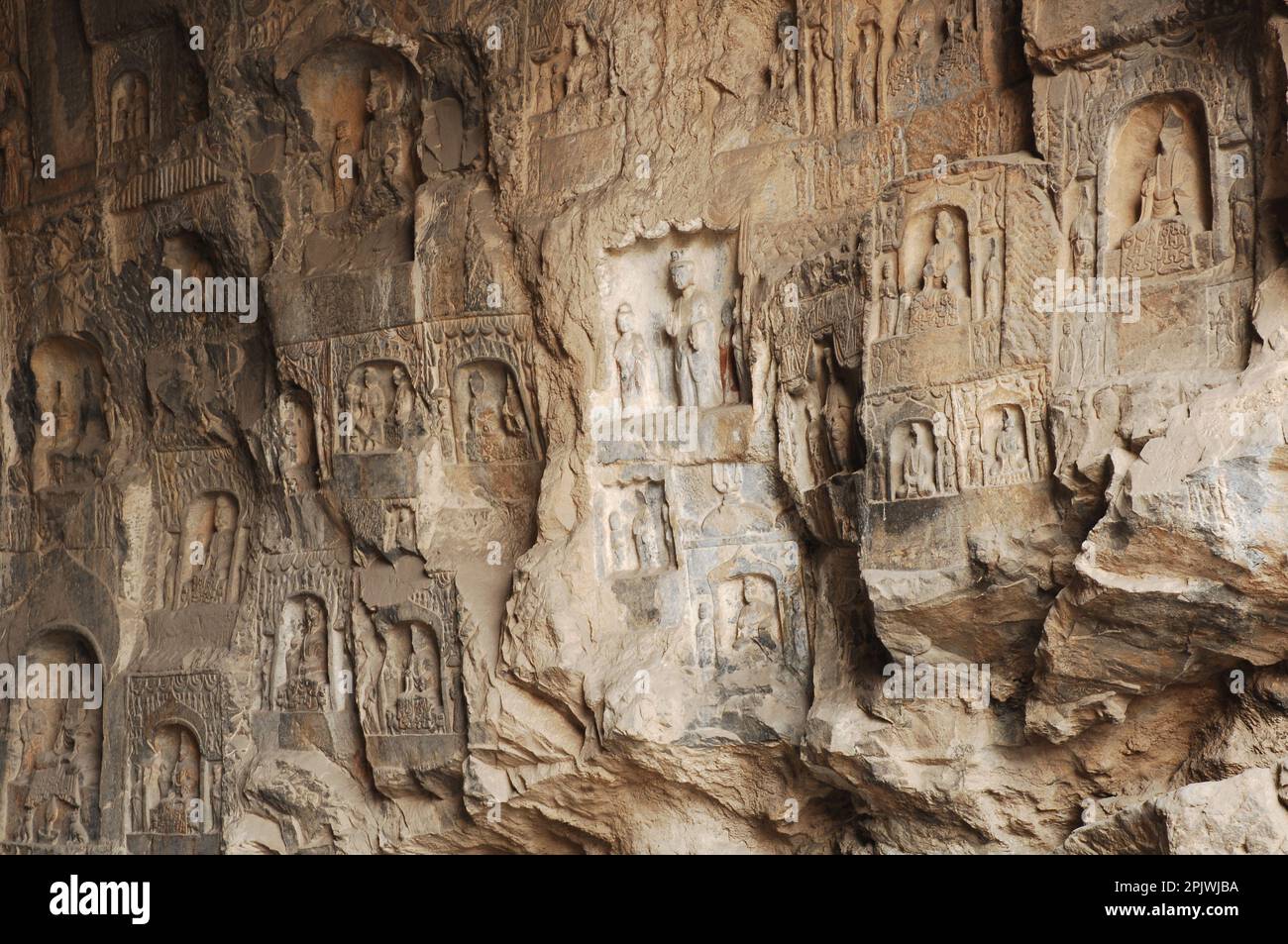 Longmen Grottoes, the rock-cut Buddhist temple, 5th-7th century AD ...