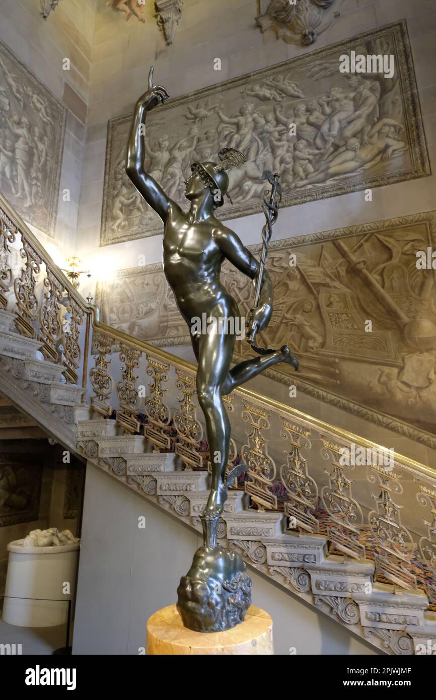 Sculpture Statue Figurehead Chatsworth House Derbyshire Stock Photo - Alamy