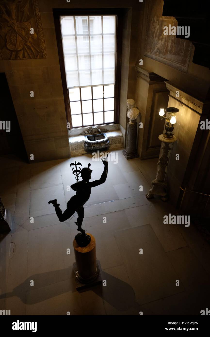 Sculpture Statue Figurehead Chatsworth House Derbyshire Stock Photo - Alamy