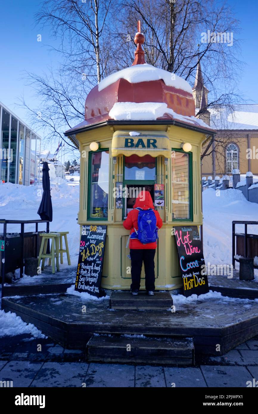 Smallest bar hi-res stock photography and images - Alamy