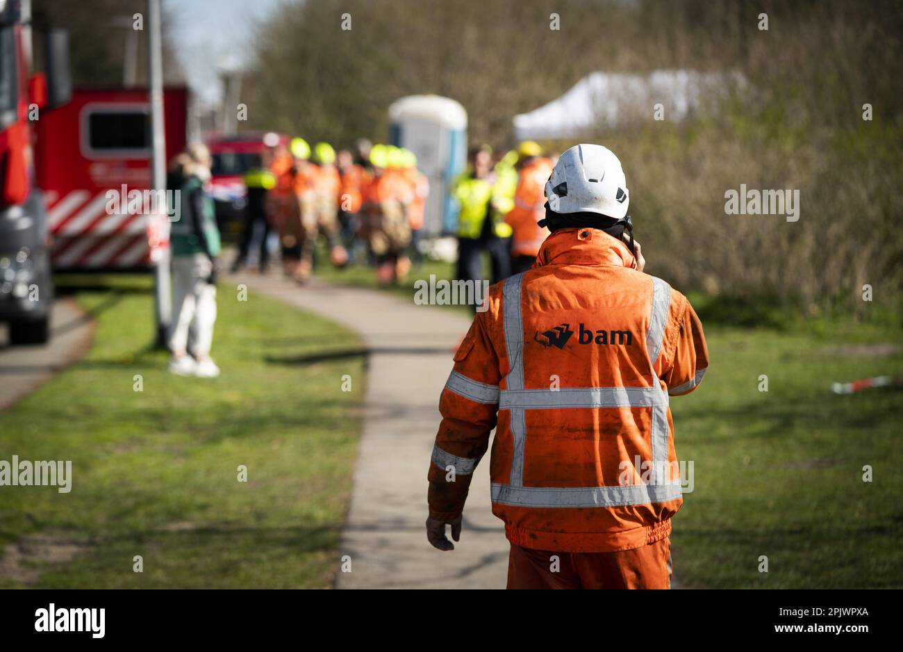 Firefighter track hi-res stock photography and images - Alamy