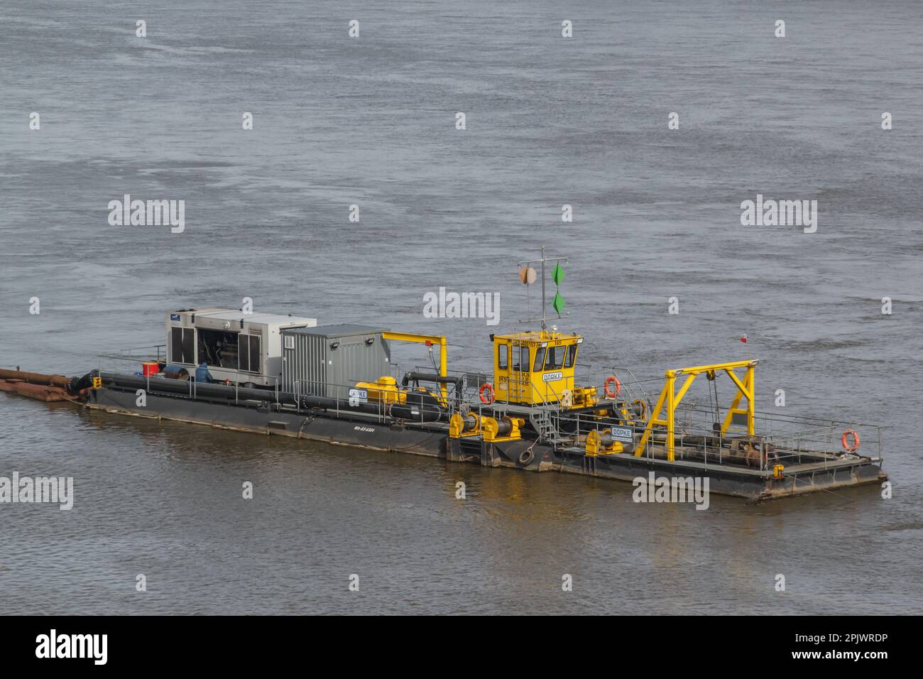 Big river barges hi-res stock photography and images - Alamy