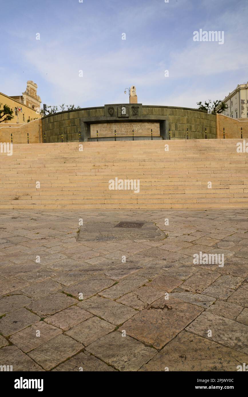 The monument to the approximately 500 fallen from Brindisi in the First ...