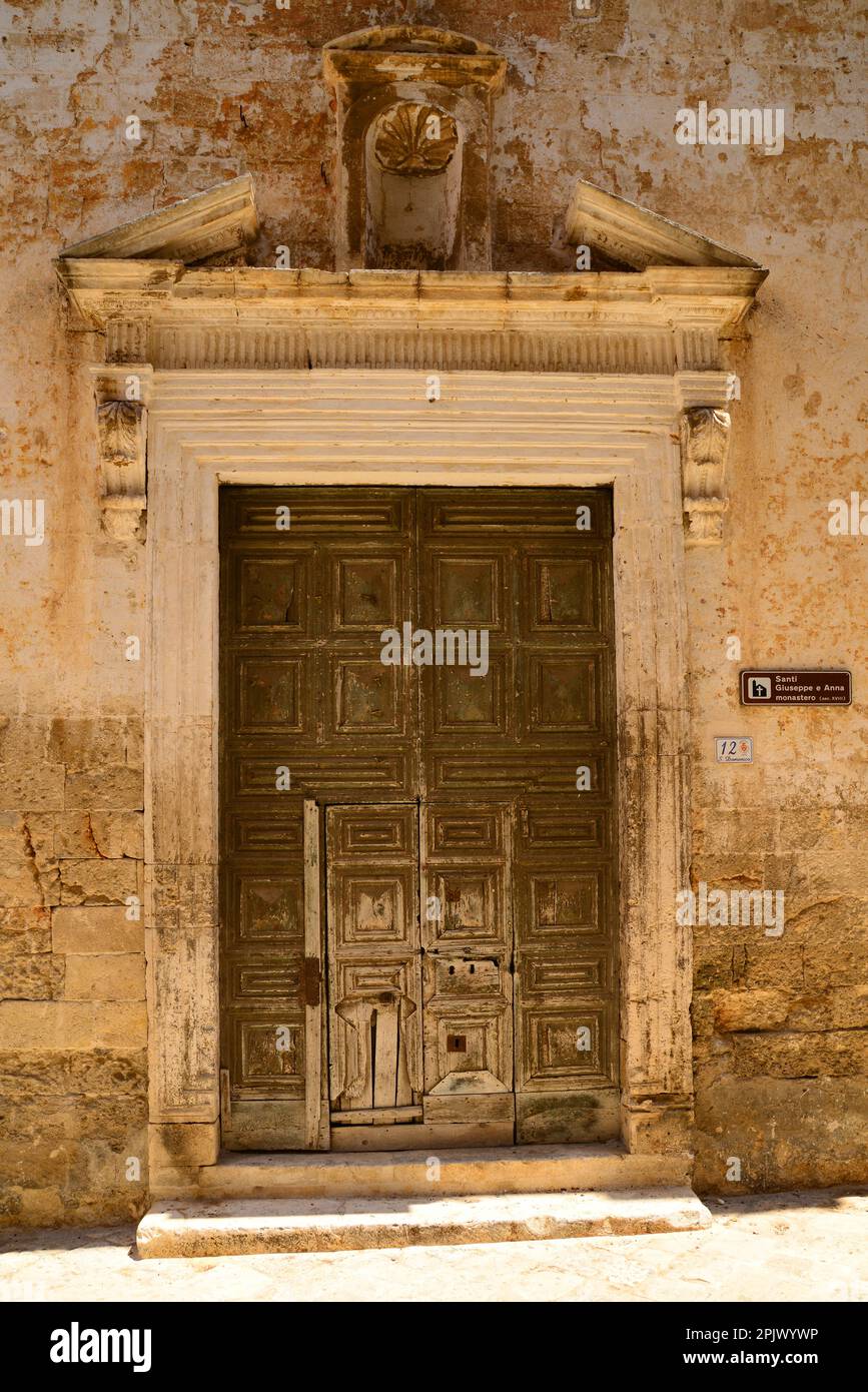 Old town monopoli hi-res stock photography and images - Alamy