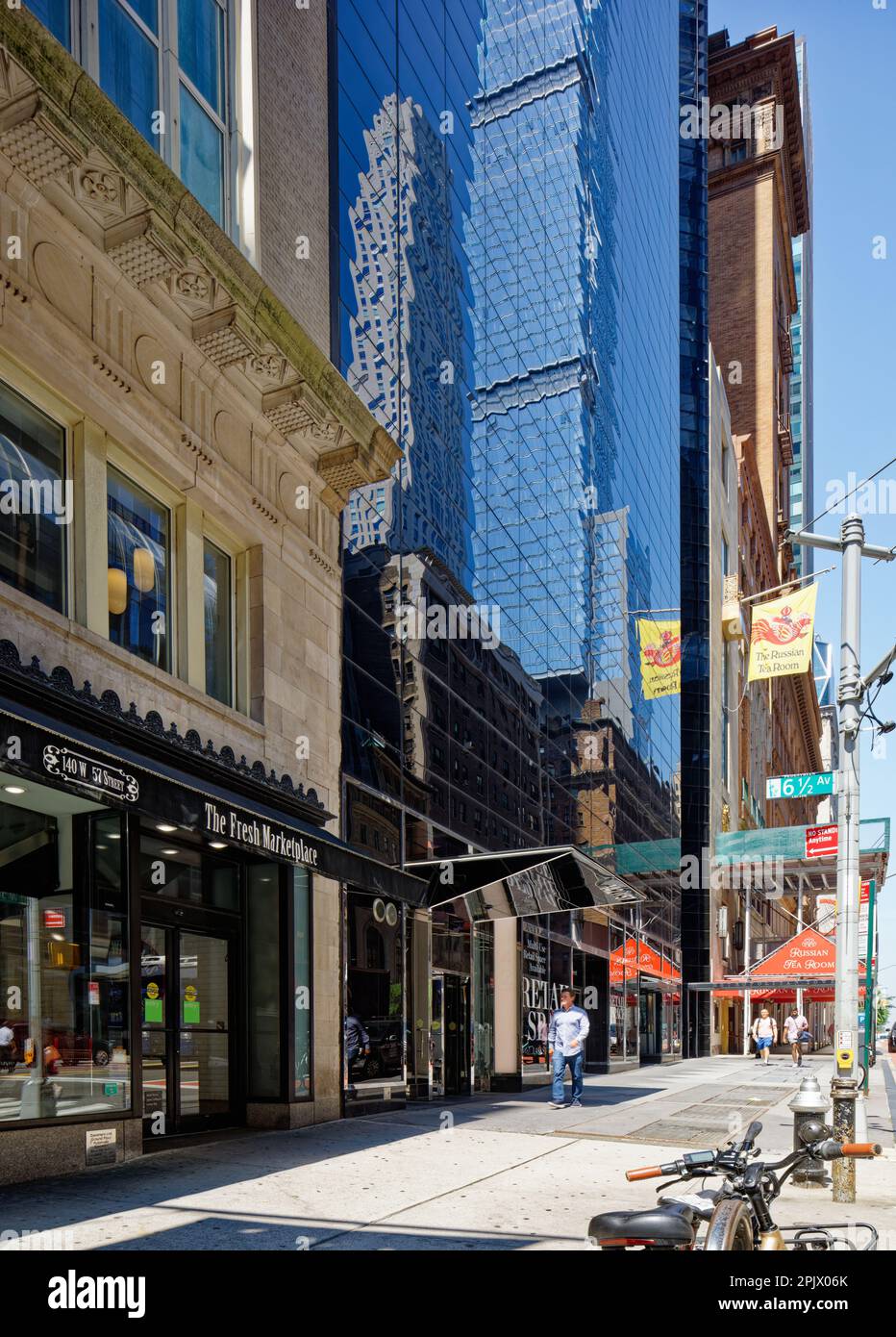 142 west 57th street hi-res stock photography and images - Alamy