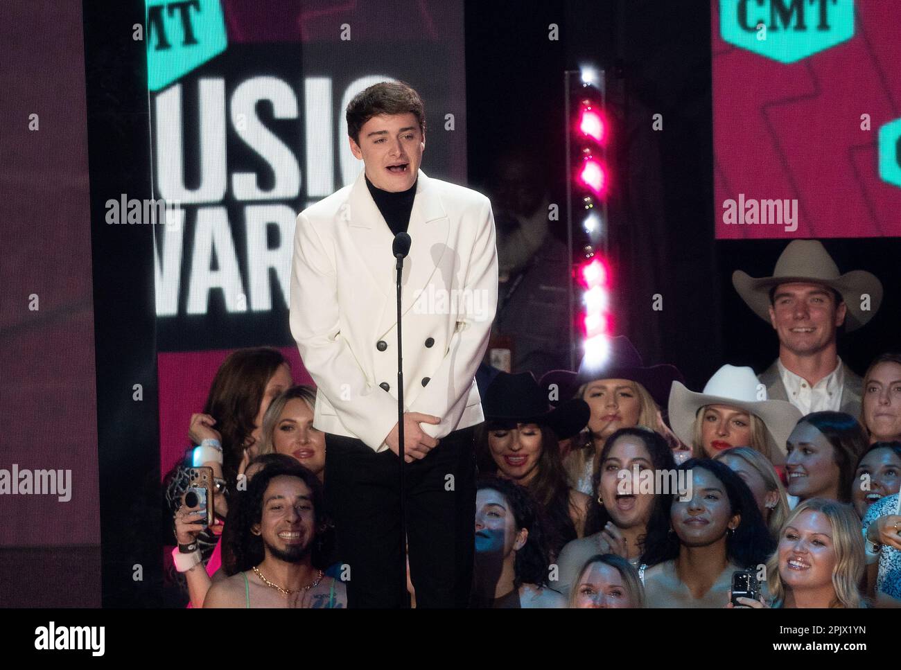 Noah schnapp 2023 hi-res stock photography and images - Alamy