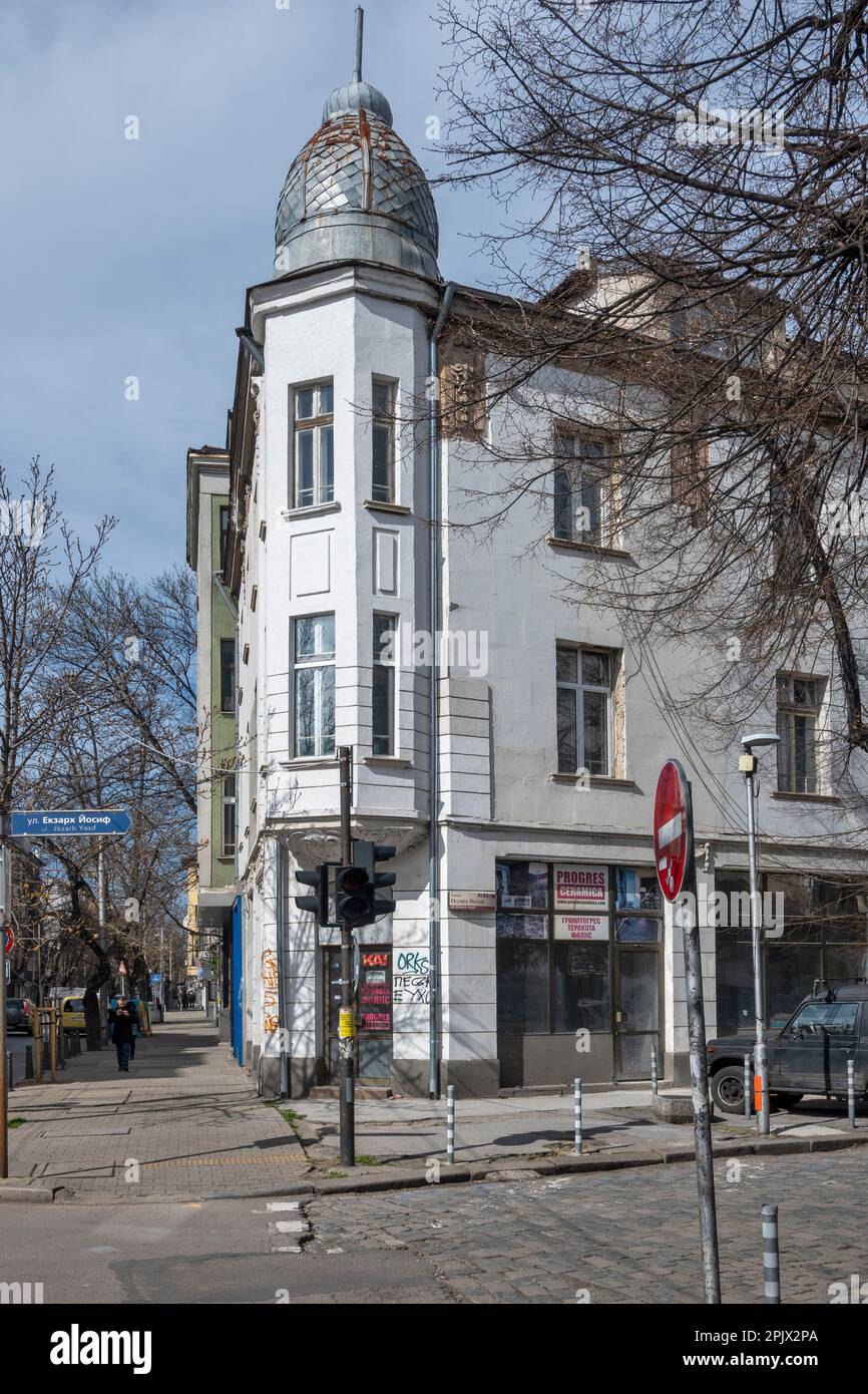 SOFIA, BULGARIA - MARCH 31, 2023: Panoramic view of Rakovski street in ...