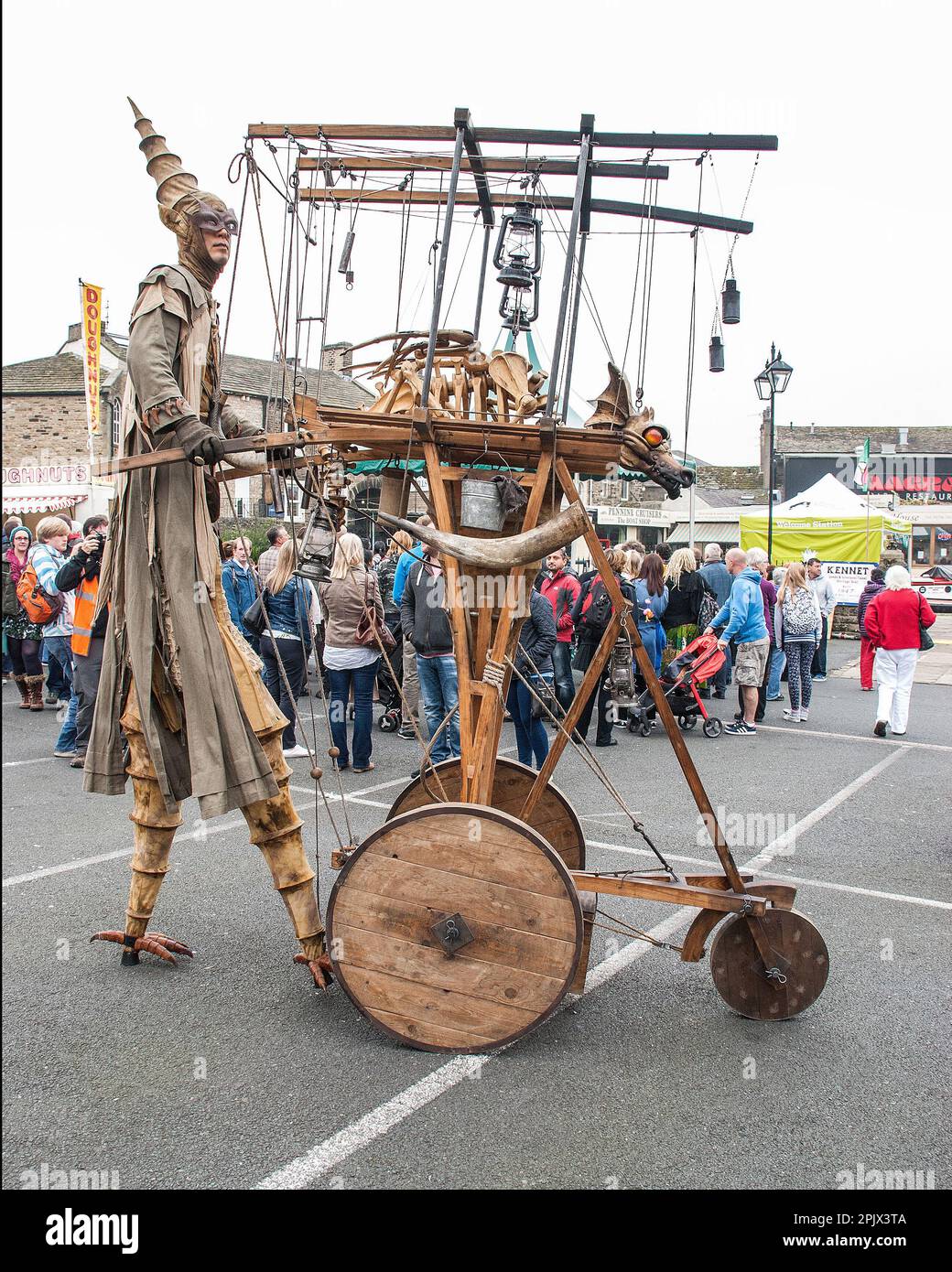 Puppetry stage design hi-res stock photography and images - Alamy