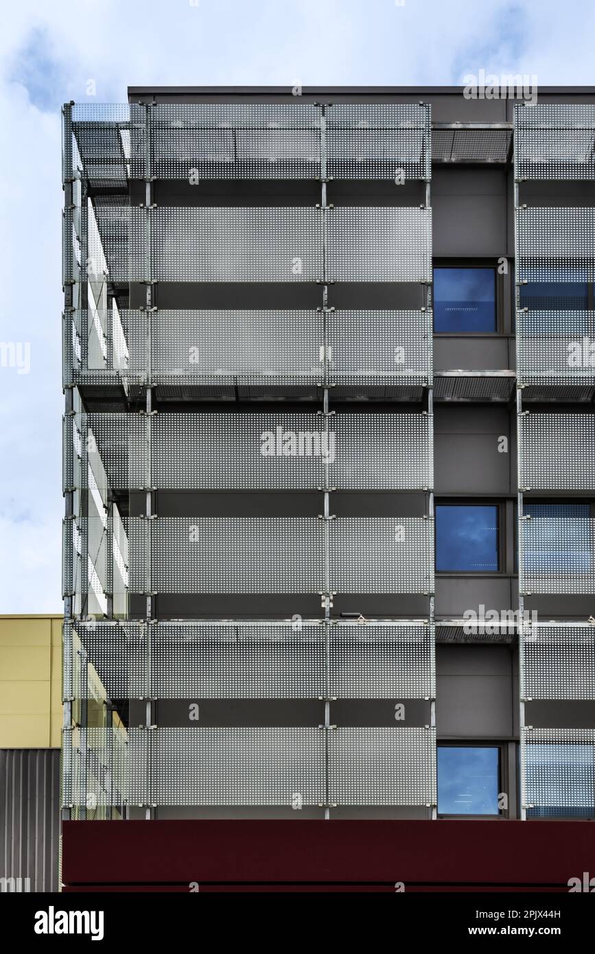 Building edges hi-res stock photography and images - Alamy