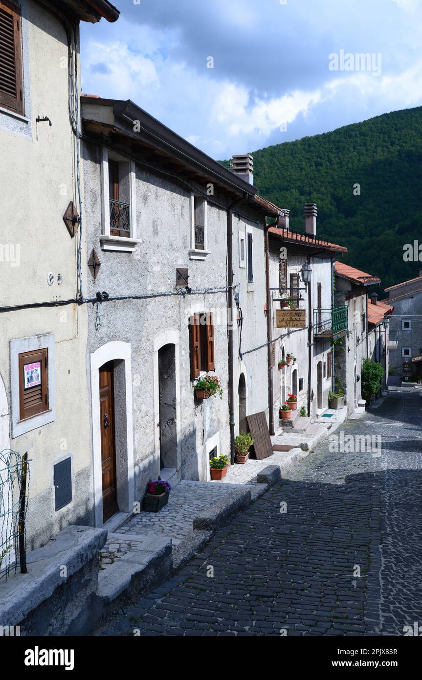 The medieval village of Opi in the Abruzzo National Park, Italy Stock ...