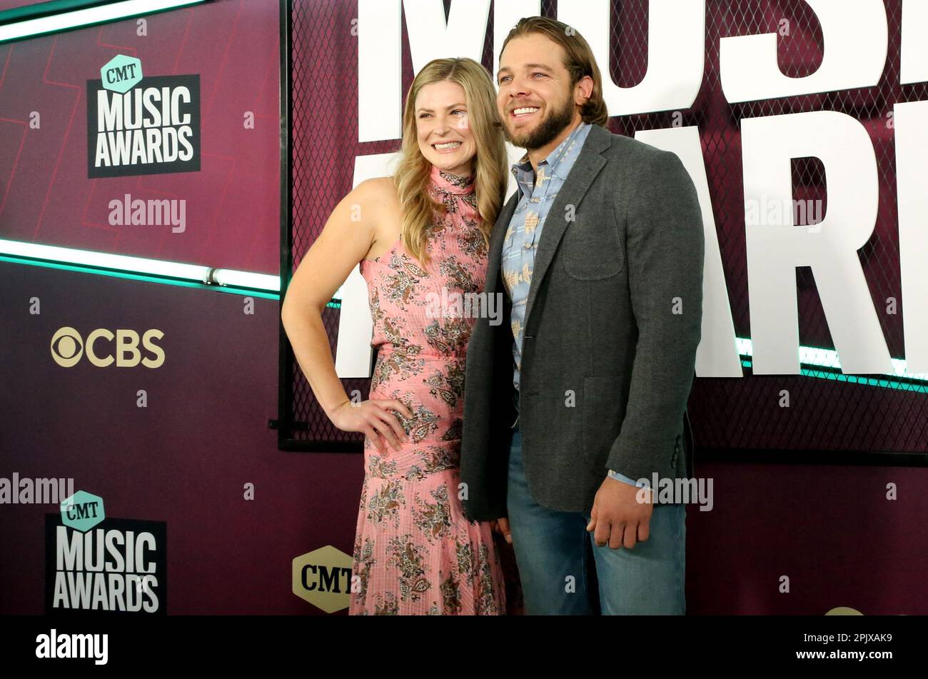 Lexi Murphy And Max Thieriot Wedding