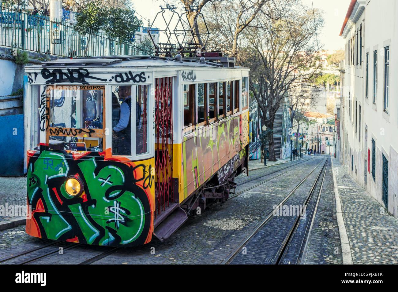 Gloria Funicular (Ascensor da Gloria) is a funicular railway line in ...