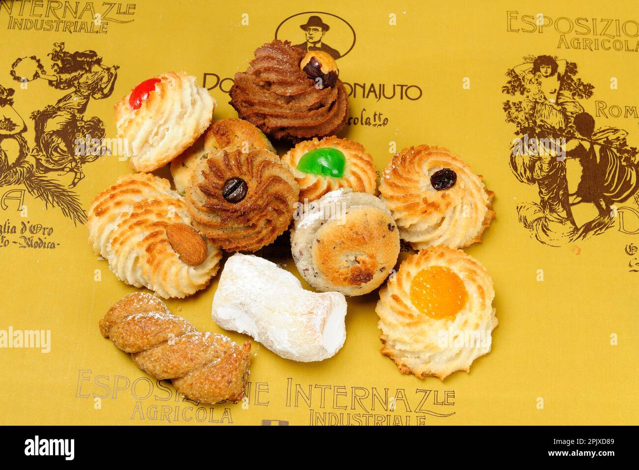 Assorted cookies from the Modican tradition at L'Antica Dolceria ...