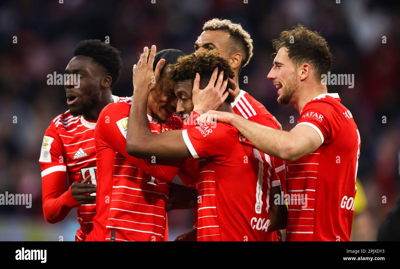 Kingsley Coman of Bayern Muenchen jubelt Ÿber sein Tor zum 4:0 Leroy ...