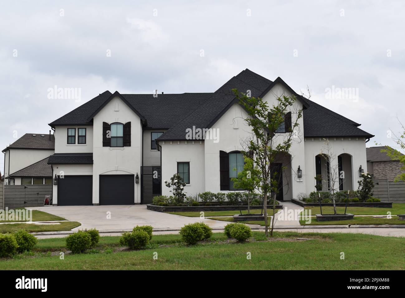 Middle class house texas hi-res stock photography and images - Alamy