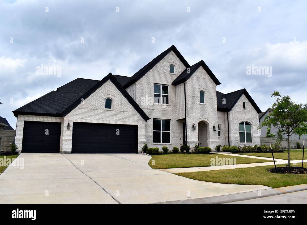 Middle class house texas hi-res stock photography and images - Alamy