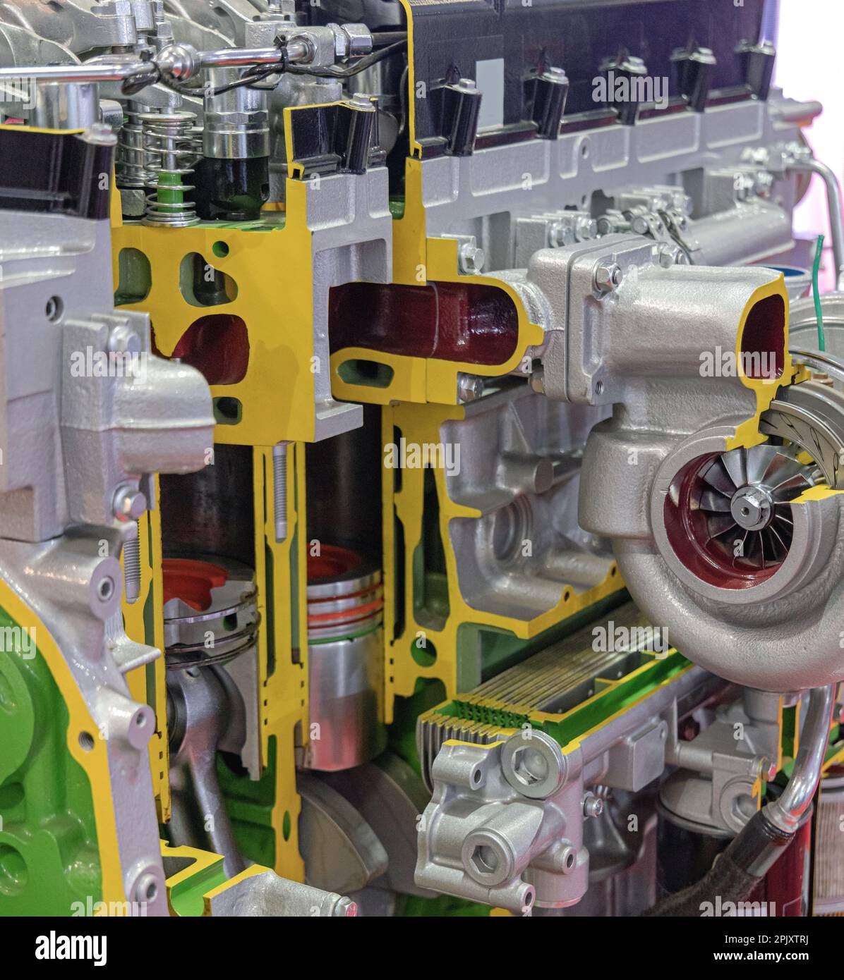 Large Transport Truck Turbo Diesel Engine Cutaway Stock Photo - Alamy