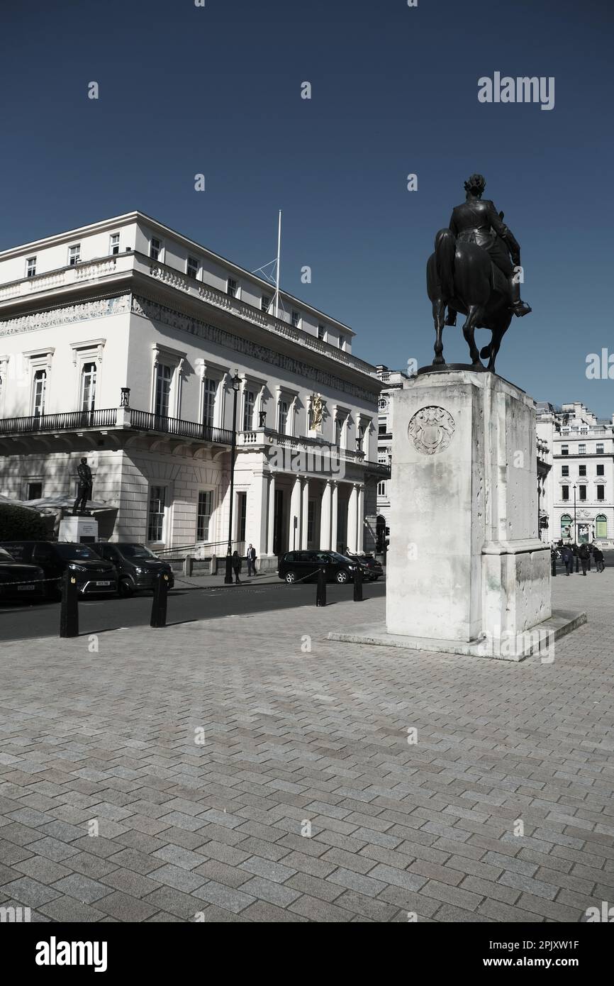 London king edward vii statue hi-res stock photography and images - Alamy