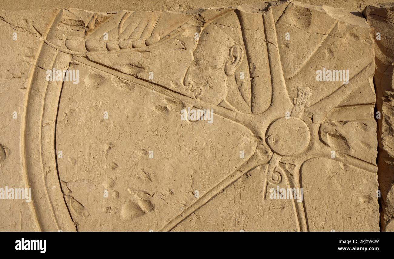 Chariot wheel ancient hi-res stock photography and images - Alamy