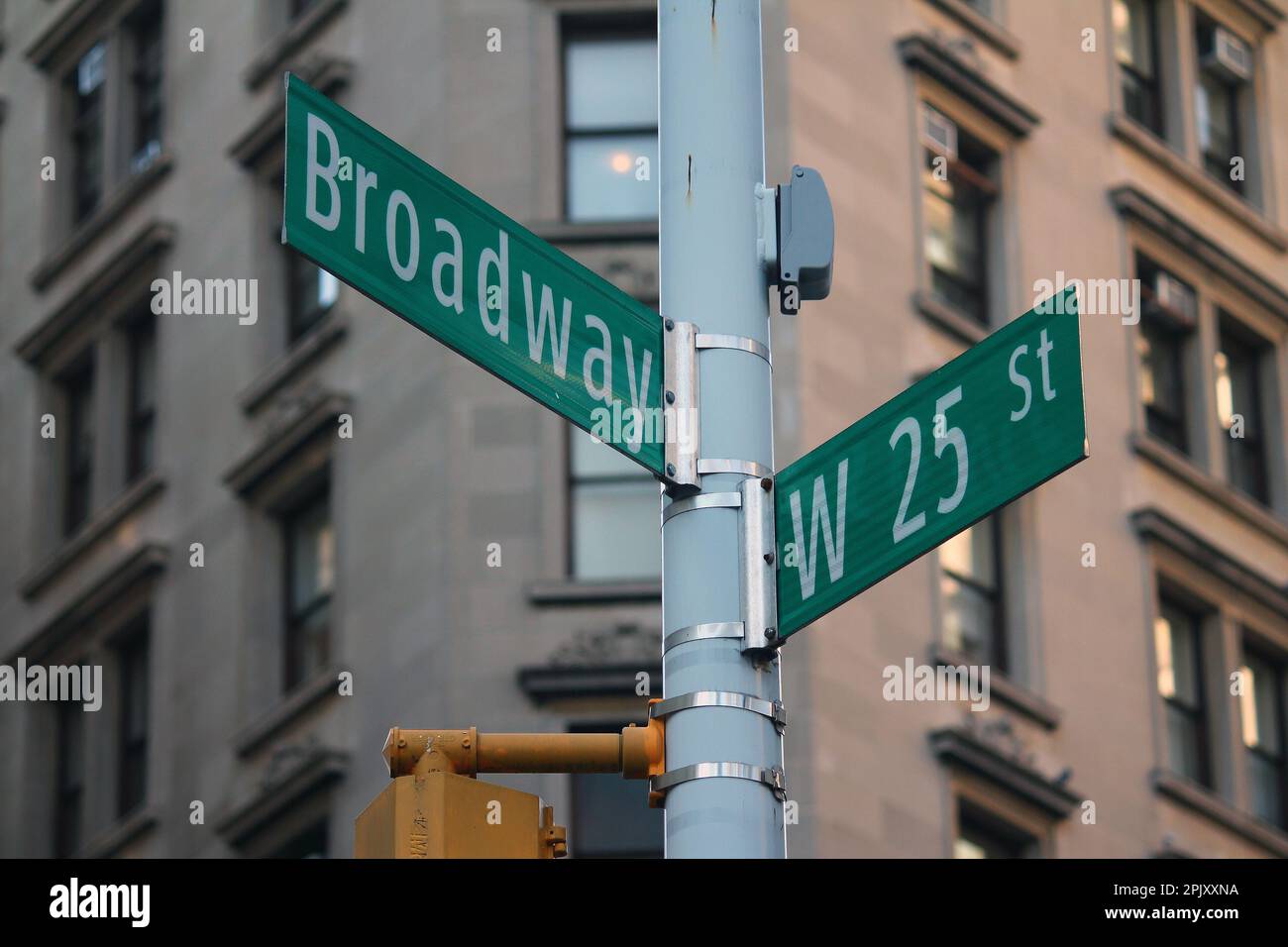 Green West 25th Street and Broadway traditional sign in Midtown ...