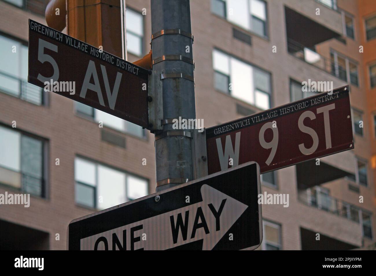 9th avenue new york sign hi-res stock photography and images - Alamy