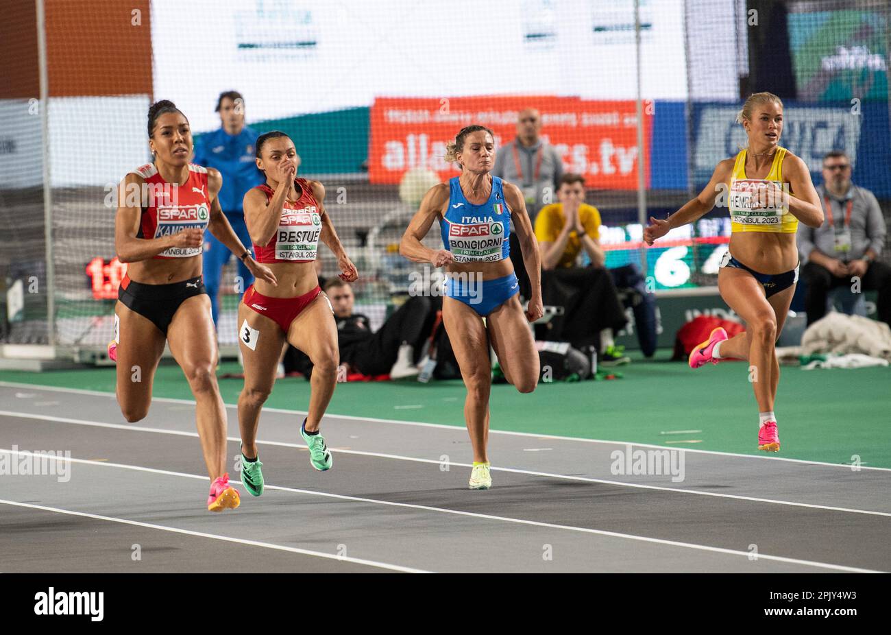 Julia henriksson hi-res stock photography and images - Alamy