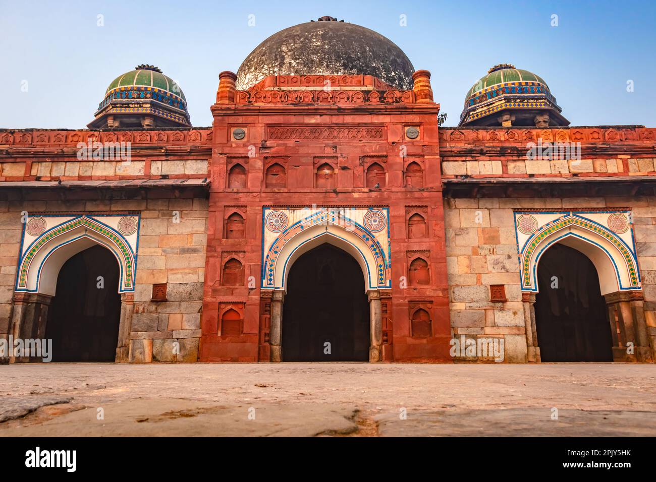 mosque and tomb of isa khan of humayun tomb exterior view at misty ...