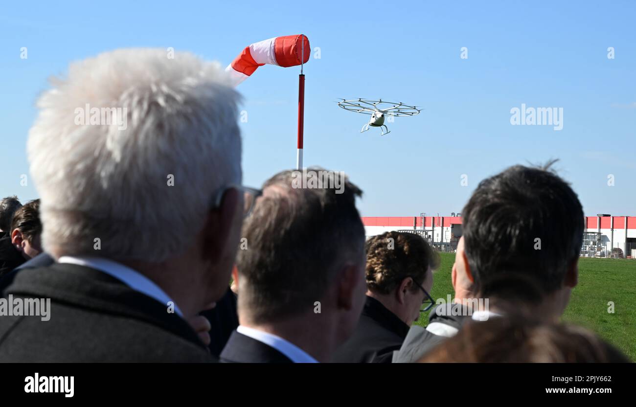 Bruchsal, Germany. 04th Apr, 2023. An electric-powered flying cab ...