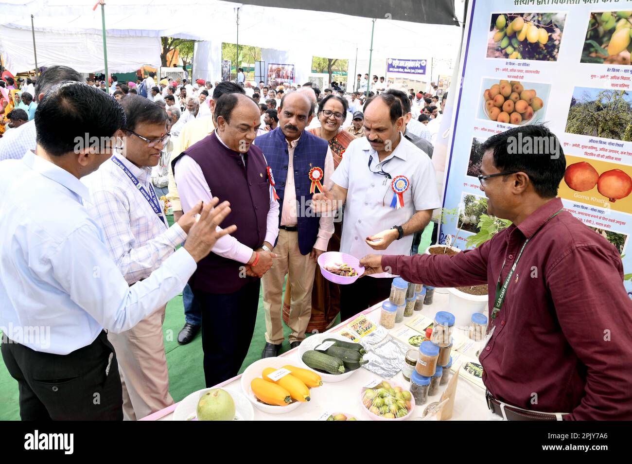 Indian council of agriculture research hi-res stock photography and ...