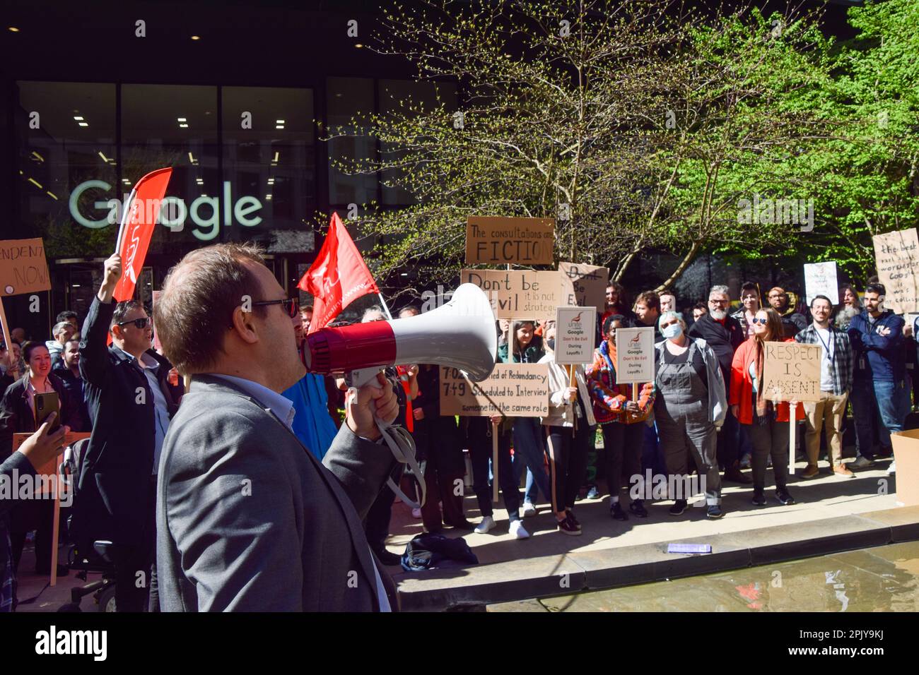 Megaphone union protest usa hi-res stock photography and images - Alamy