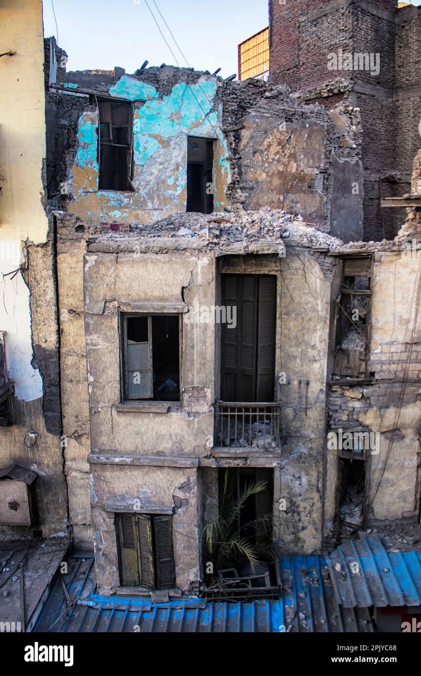 Crumbling buildings in downtown Cairo. Egypt Stock Photo - Alamy