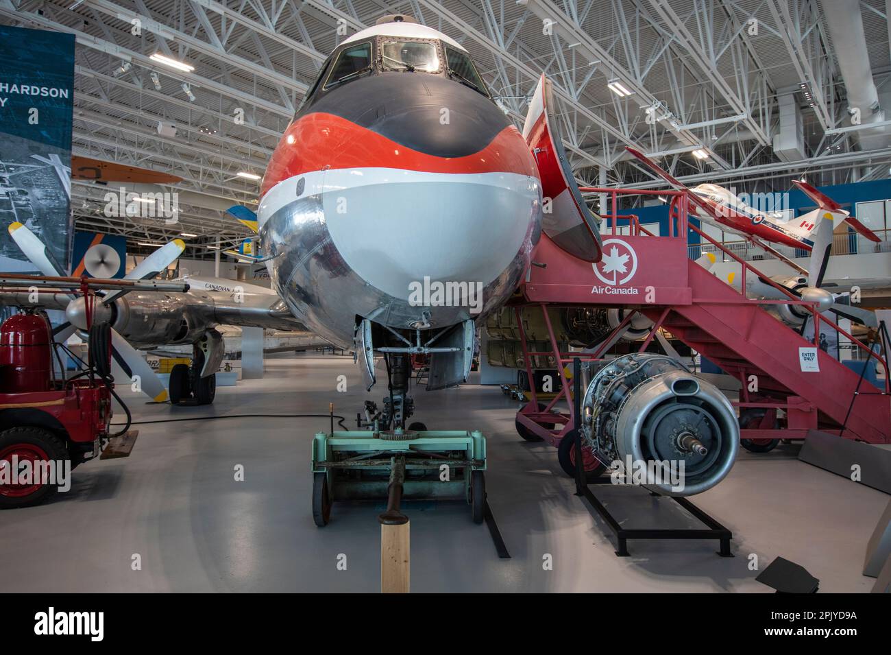 Vickers viscount aircraft hi-res stock photography and images - Alamy