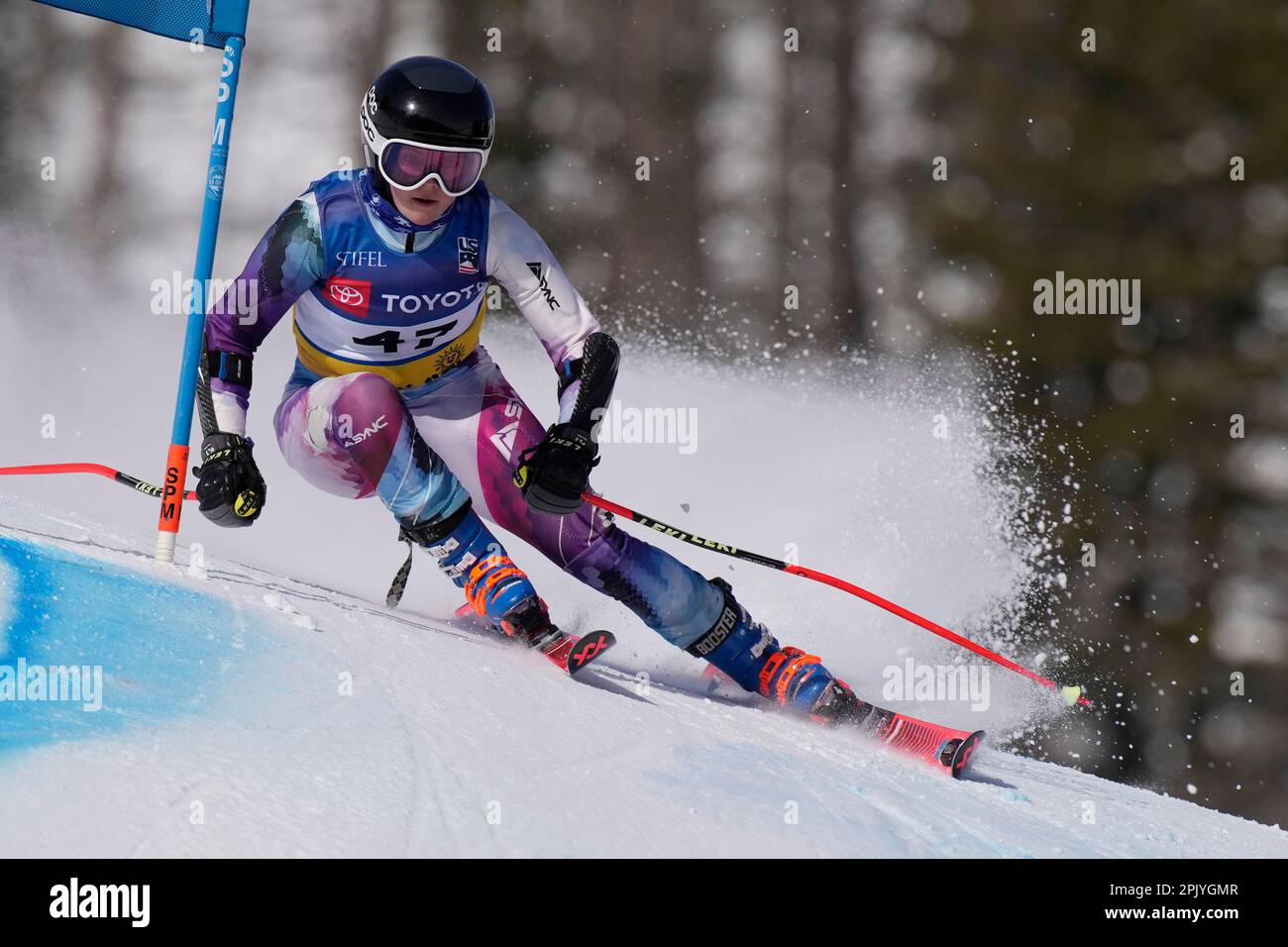 Jessie Ferguson competes in the women's giant slalom ski race during ...