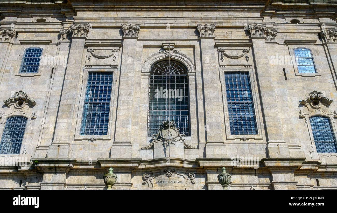 Mid-section architectural features in the facade. Also known as the ...