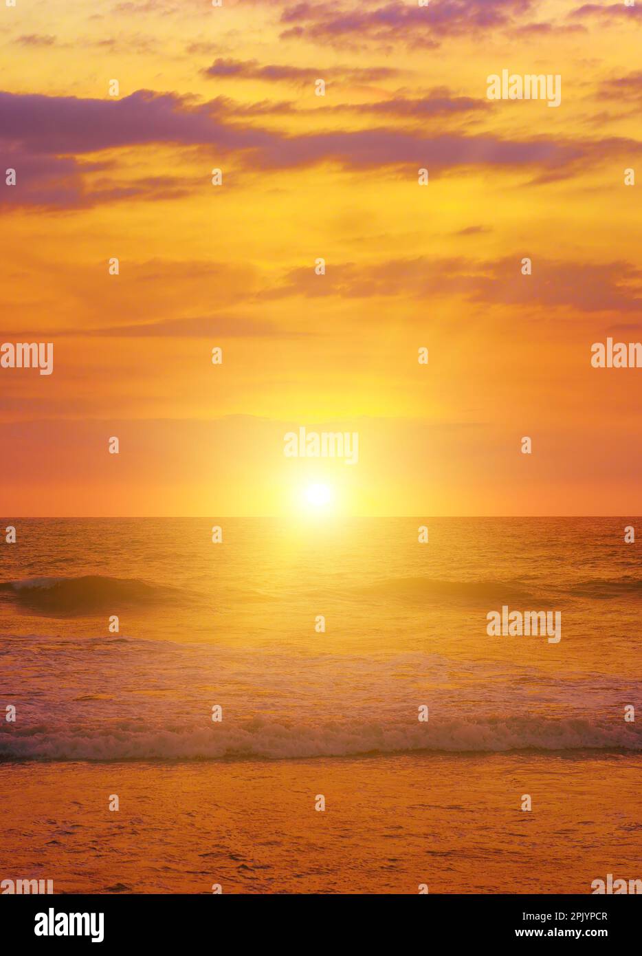 Gorgeous ocean view hi-res stock photography and images - Alamy