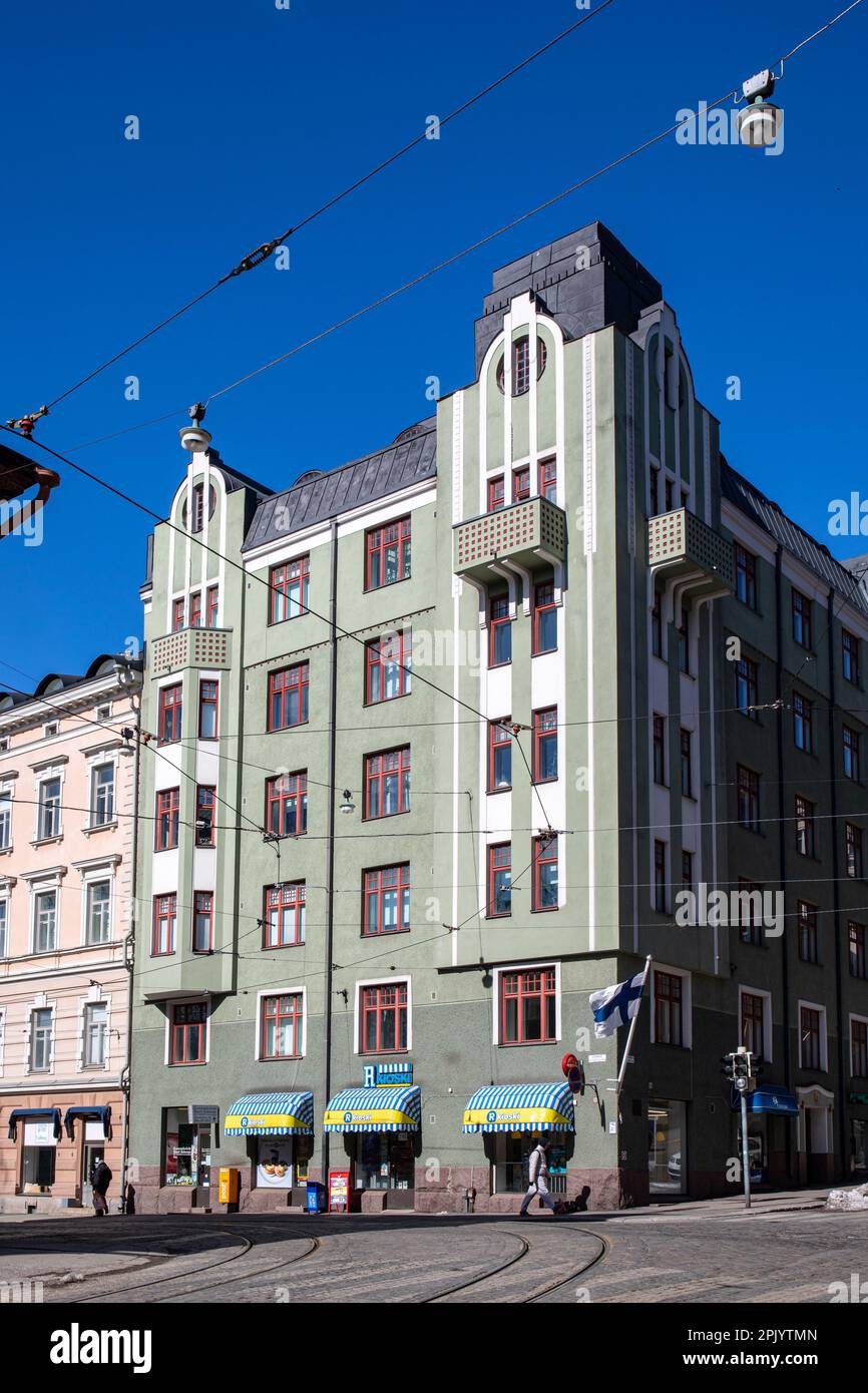 Jugend style residential building on the corner of Liisankatu and ...