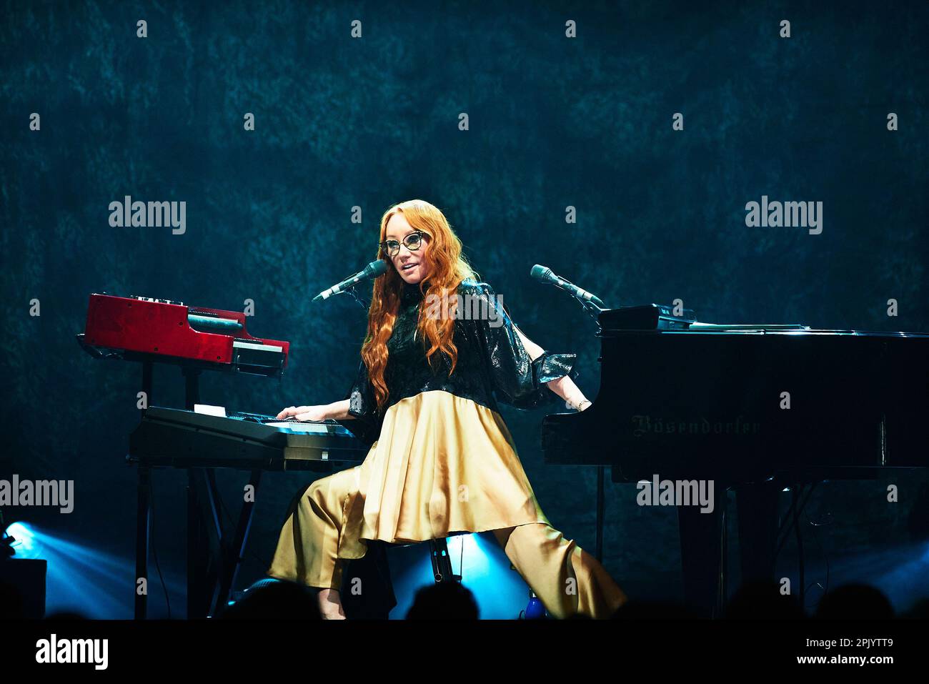 Tori Amos - Ocean to Ocean concert , Royal Albert Hall, London, 3 April ...