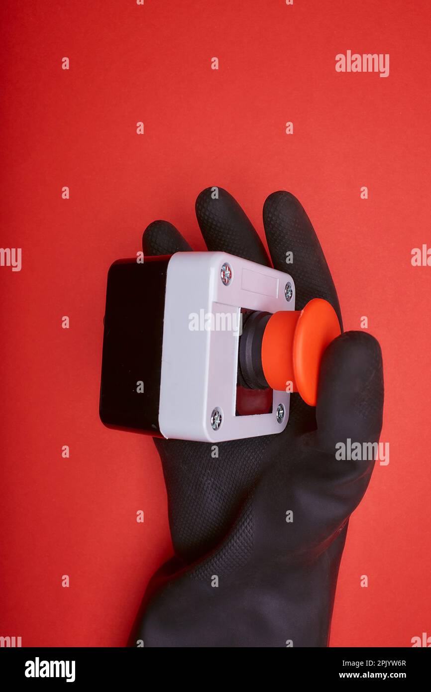 Push button emergency stop switch hi-res stock photography and images ...