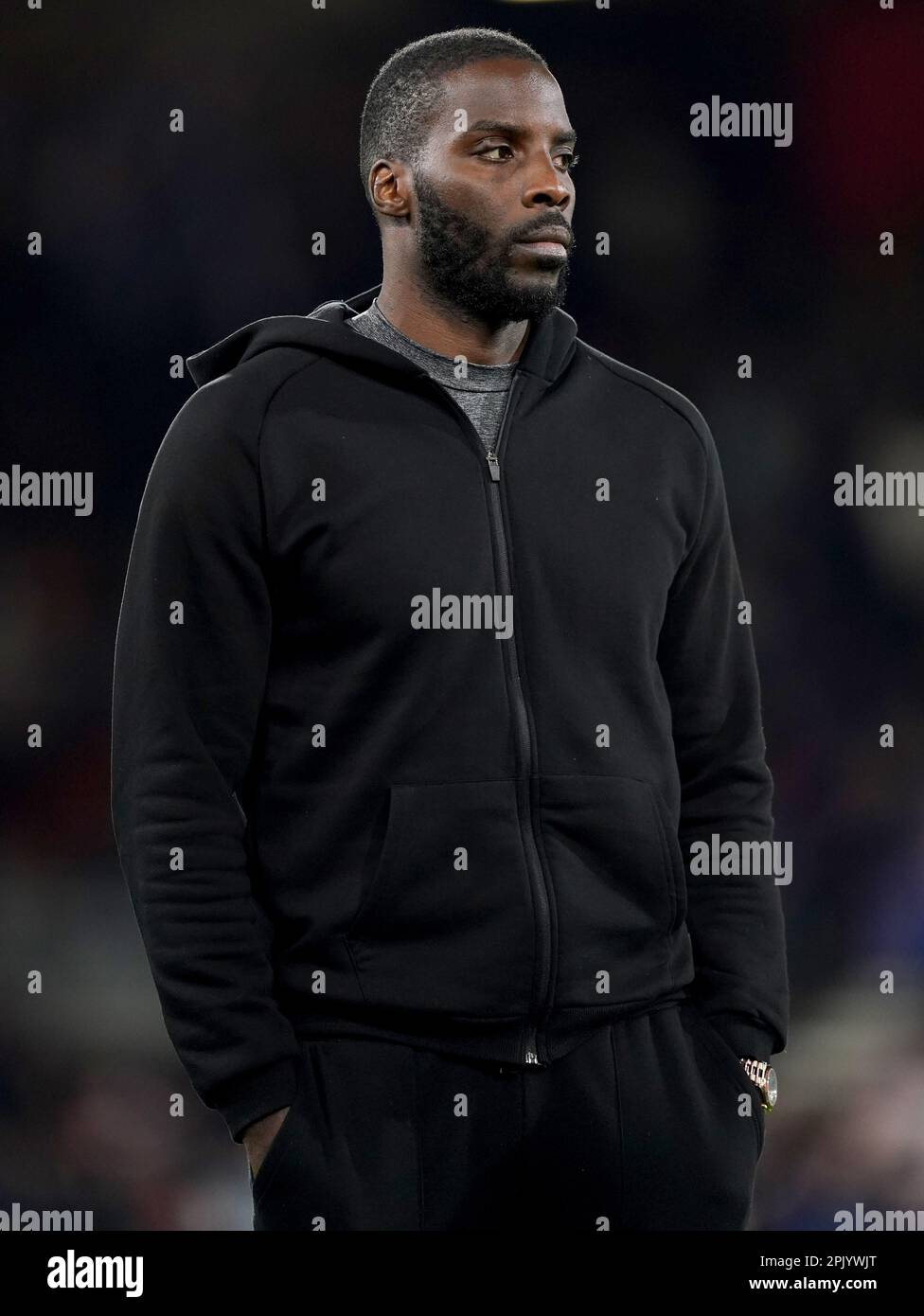 Boxer Lawrence Okolie makes a half time appearance to promote his ...