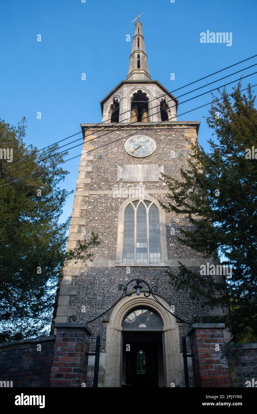 Exterior of St Peter's Church, Wallingford Stock Photo - Alamy