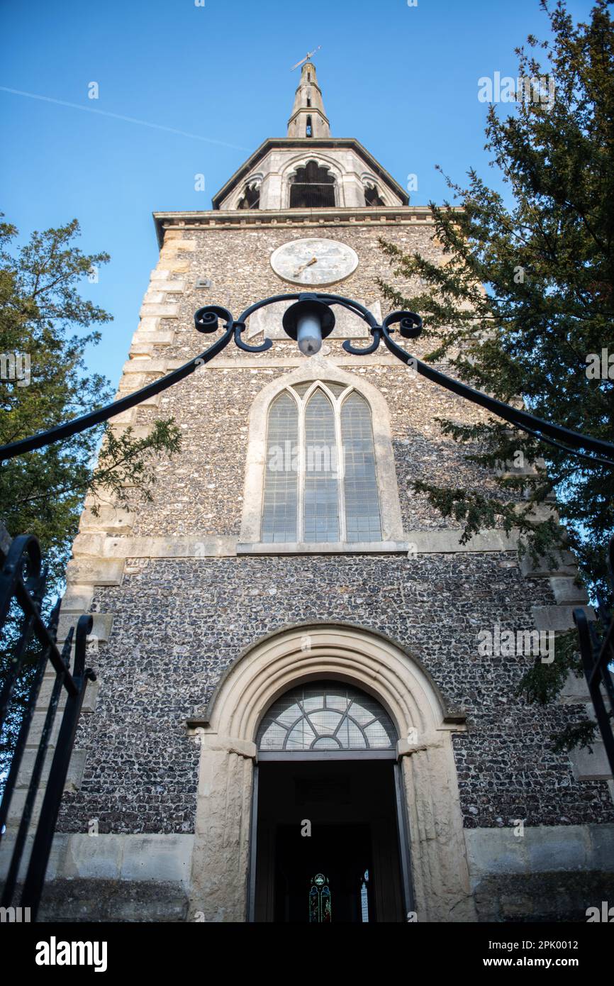 Exterior of St Peter's Church, Wallingford Stock Photo - Alamy