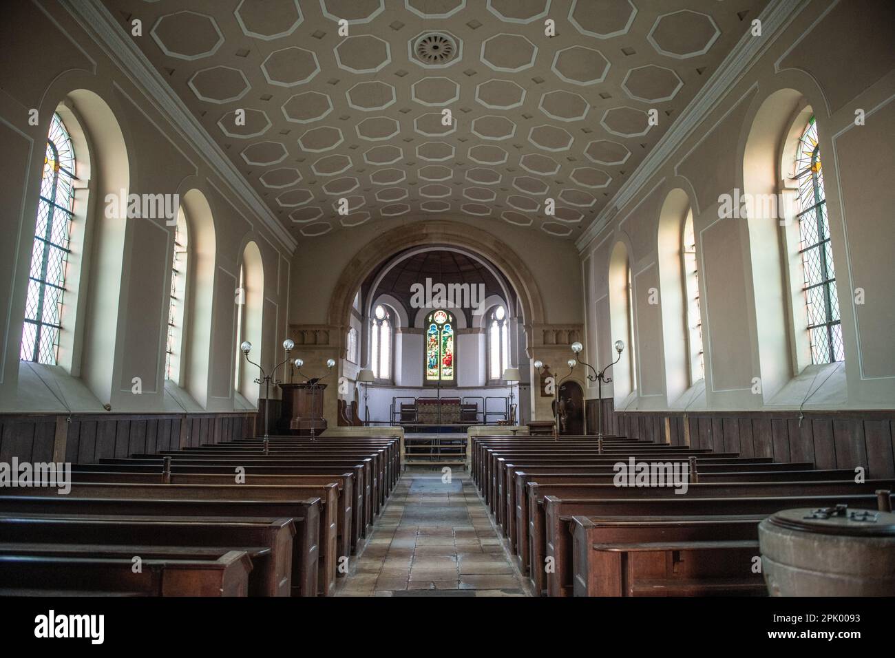 Interior of St Peter's Church, Wallingford Stock Photo - Alamy